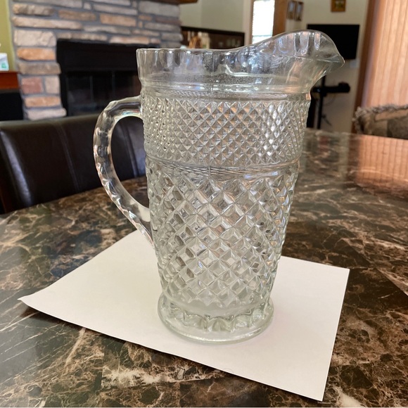 Anchor Hocking | Kitchen | Anchor Hocking Wexford 64 Oz Pitcher Vintage ...